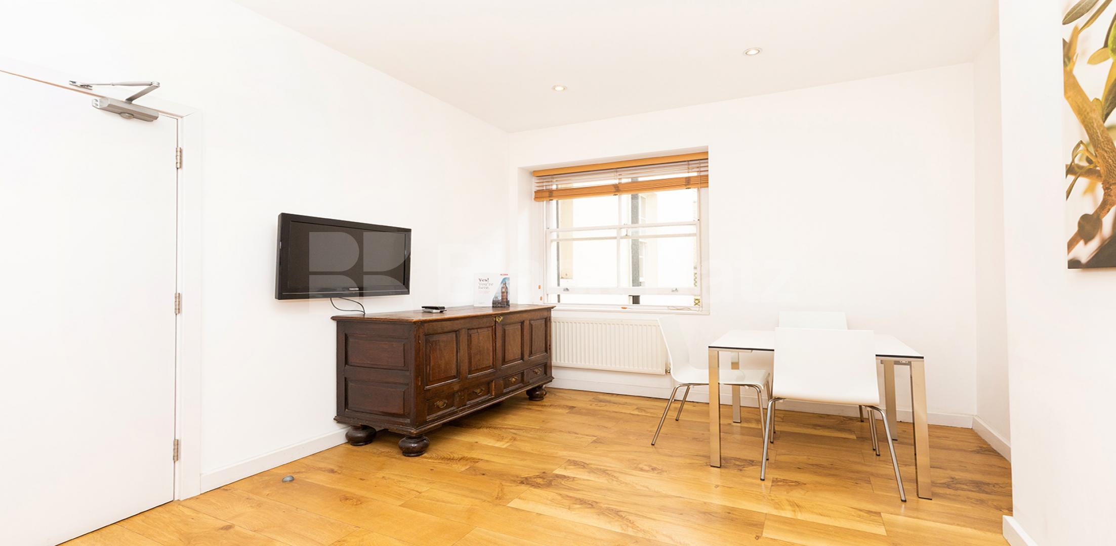 Wonderfully airy 1 Bedroom, Furnished Flat in Byng Place WC1E